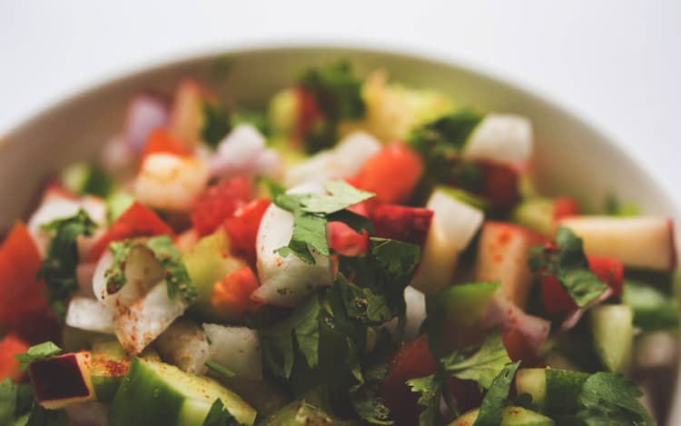5 Easy Salad Recipes for Indian Taste Buds | MFine